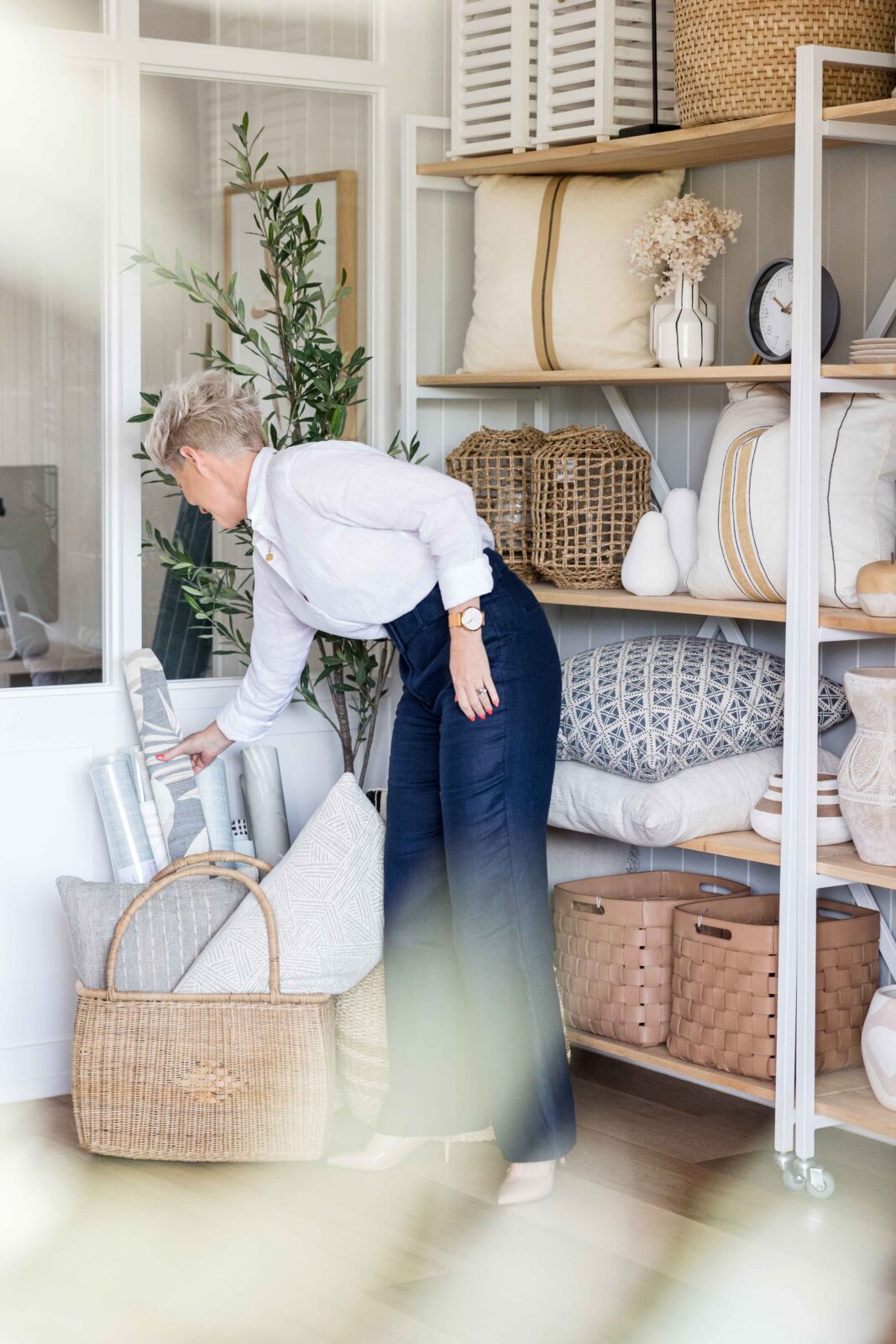 DGD studio tour – go behind the scenes | donnaguyler.com